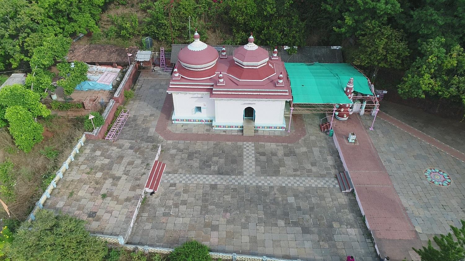 Dashbhuja Ganesh Temple – TravelKonkan.in