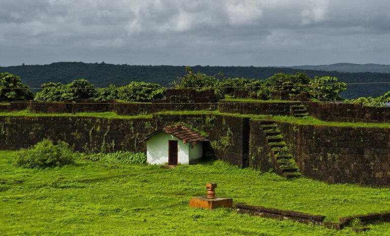 Jaigad Fort – TravelKonkan.in