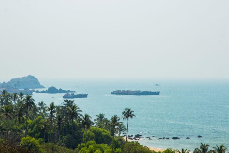 Redi Beach – TravelKonkan.in